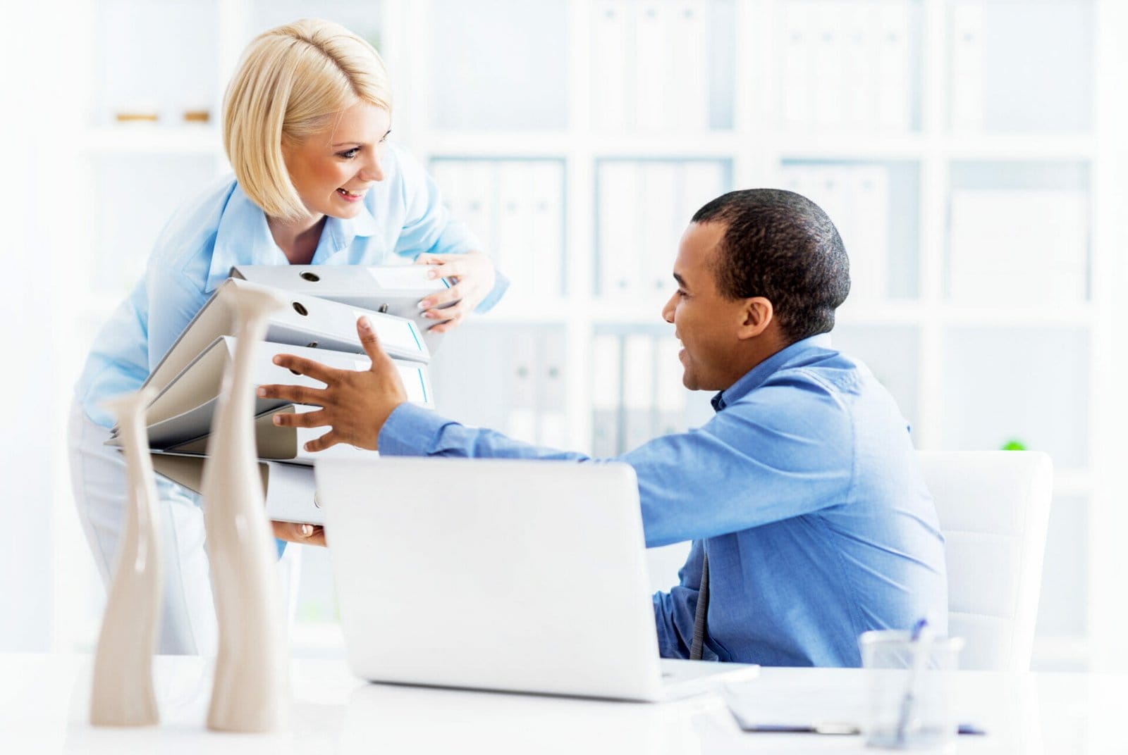 Assistant de gestion PME/PMI : salaire, formation et rôle