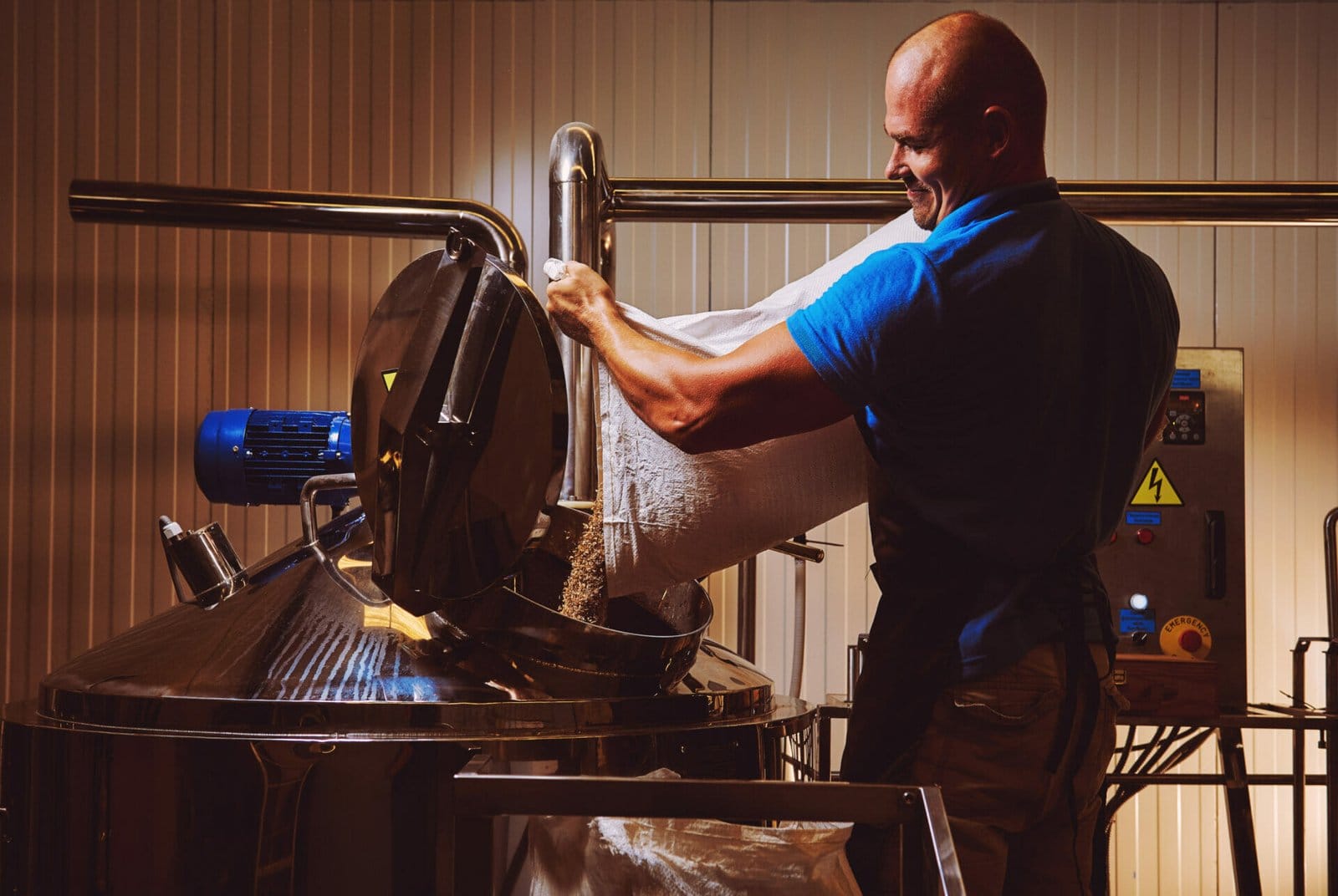 Métier Brasseur : salaire, rôle, études - Futur Métier